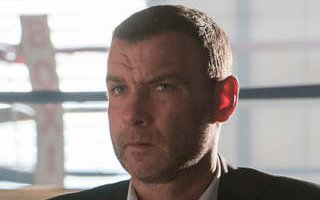 Ray Donovan Season 4: Behind the Scenes – Fikkle Fame